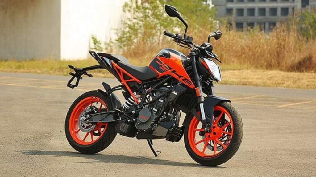 KTM Launches New Duke Bike At A Cheap Price, See What's Special!