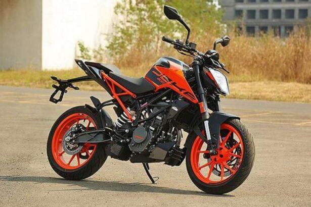 2023 KTM 200 Duke